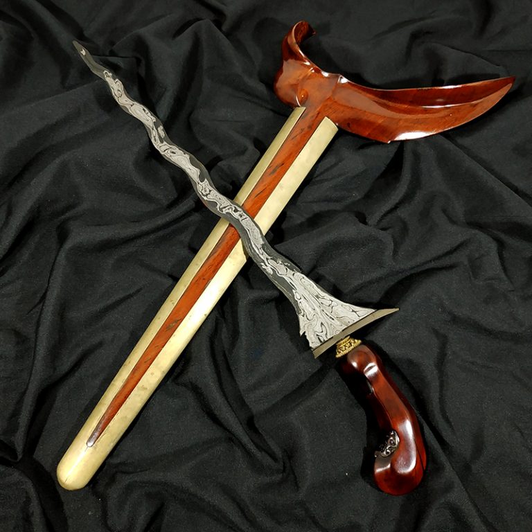 Keris Sabuk Inten Pusaka Peninggalan Kerajaan Mataram Sultan Agung ...