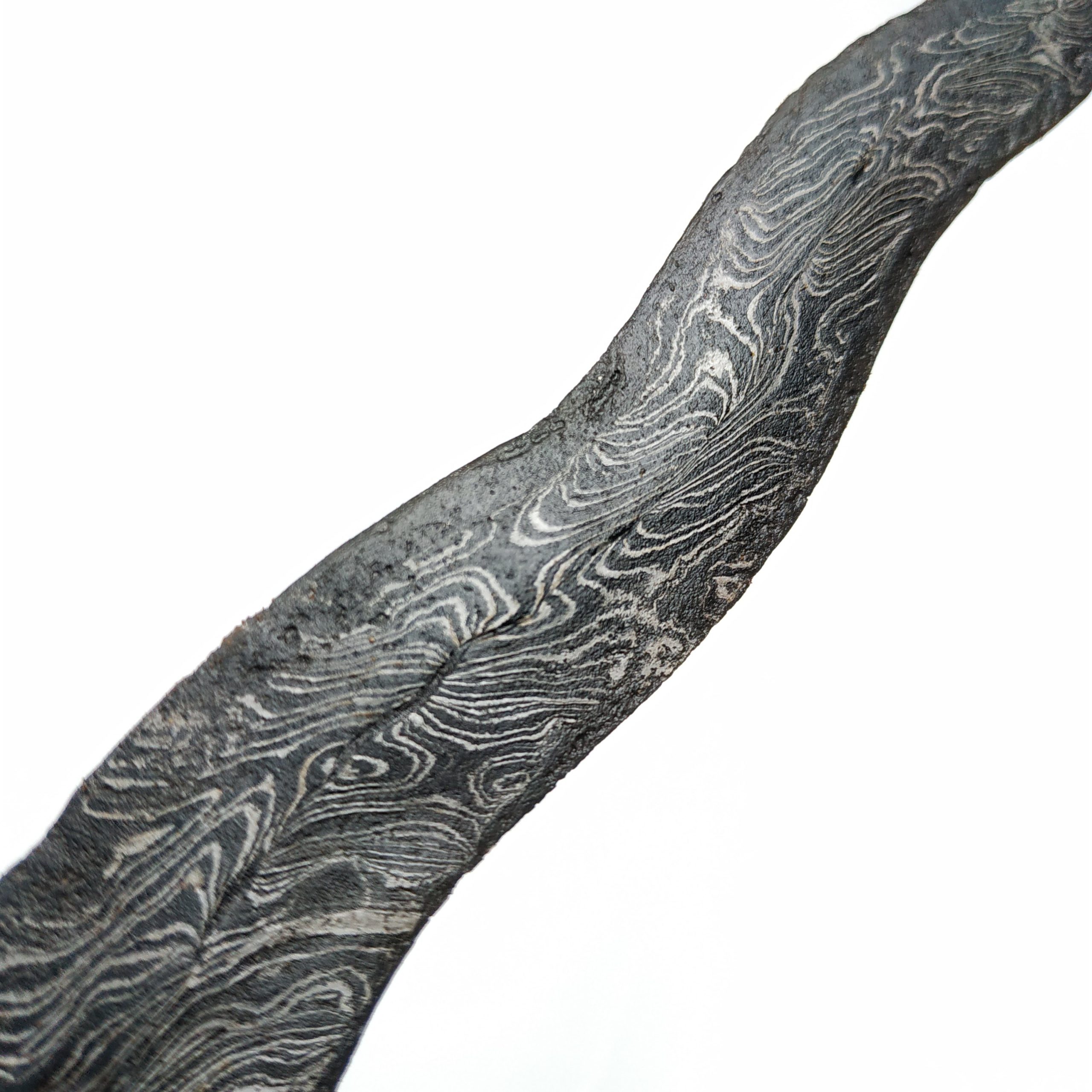 Keris Balebang Luk 7 Pamor Lar Gangsir Sepuh - Pusaka Keris