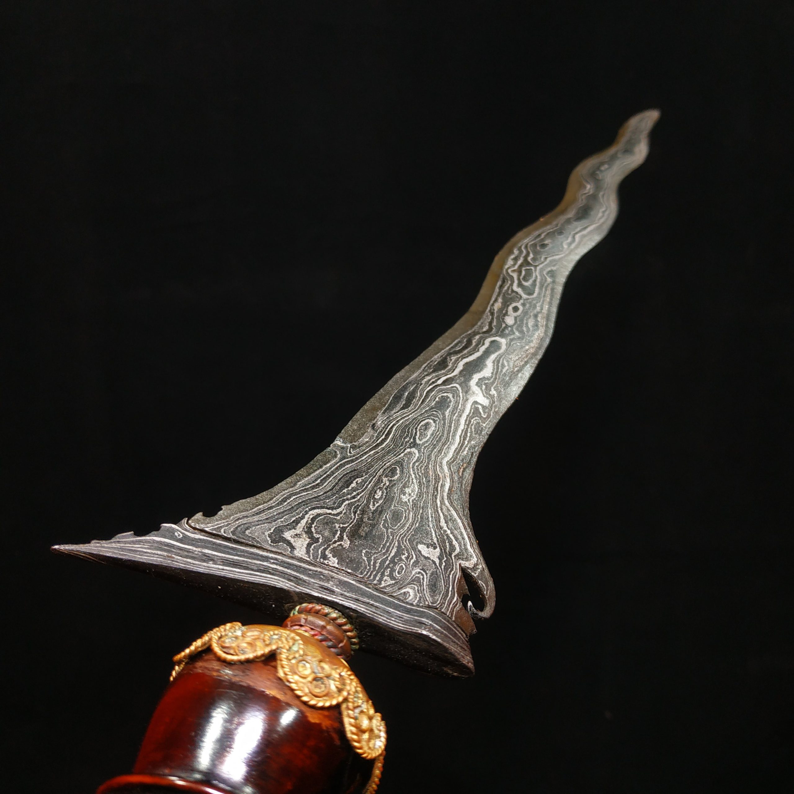 Keris Bugis Kuno Luk 7 Lawu Lawu - Pusaka Keris