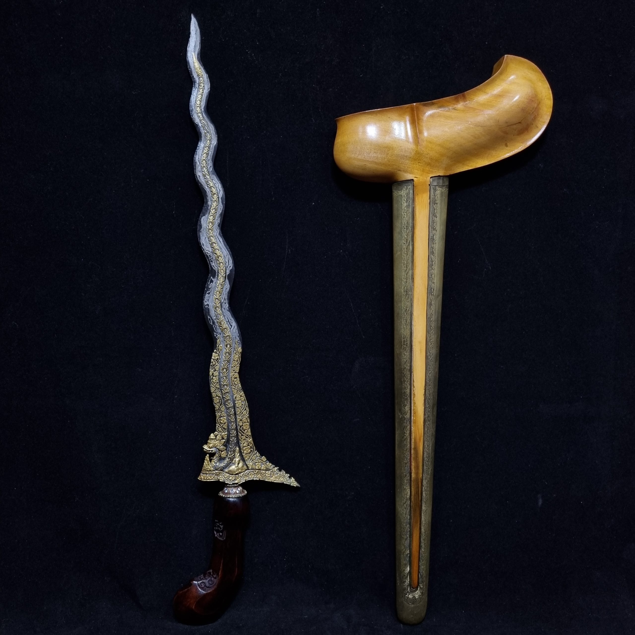 Keris Nogo Sosro Luk 13 Kinatah Emas Kamarogan - Pusaka Keris