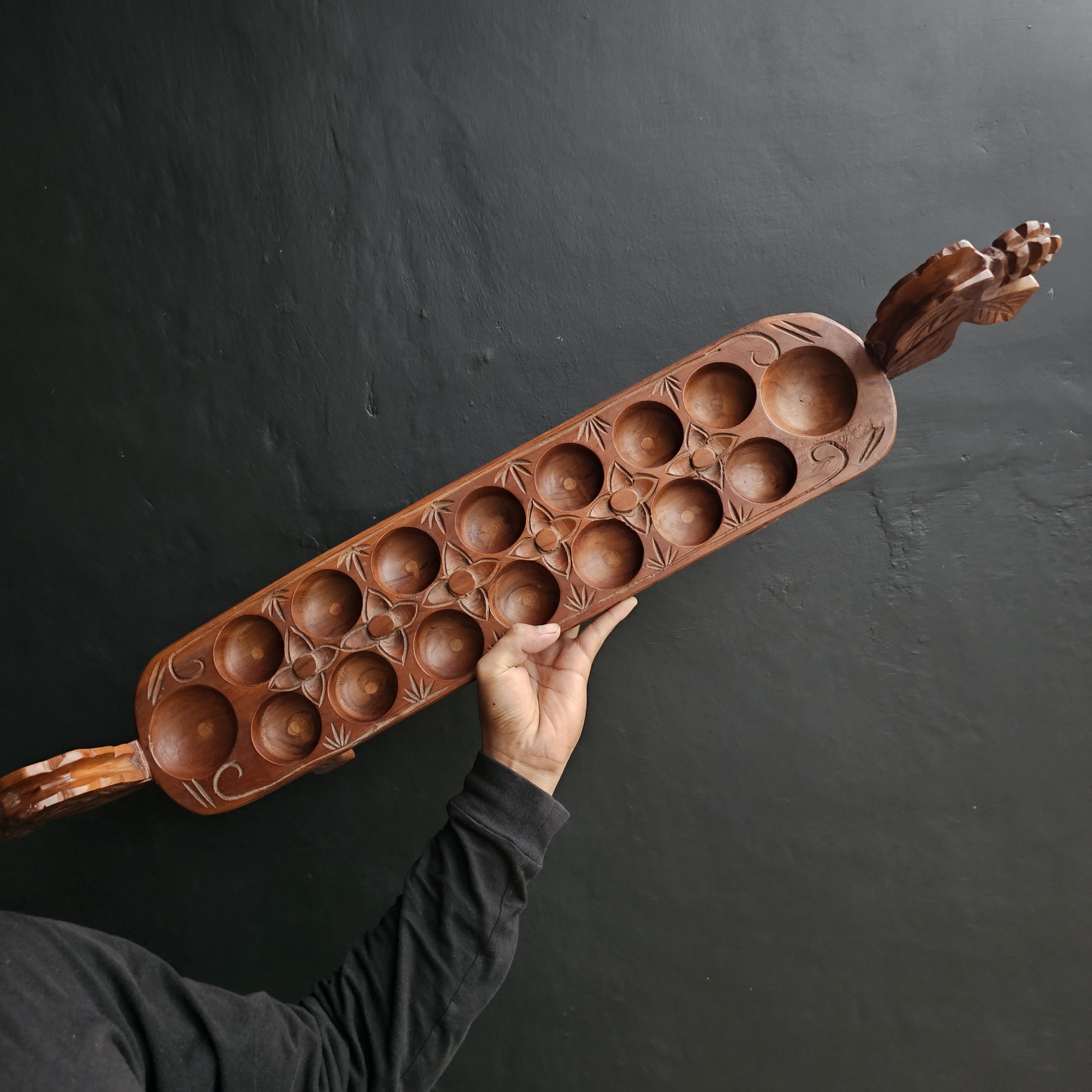 Dakon Congklak Permainan Tradisional Kerajinan Kayu Jati - Pusaka Keris