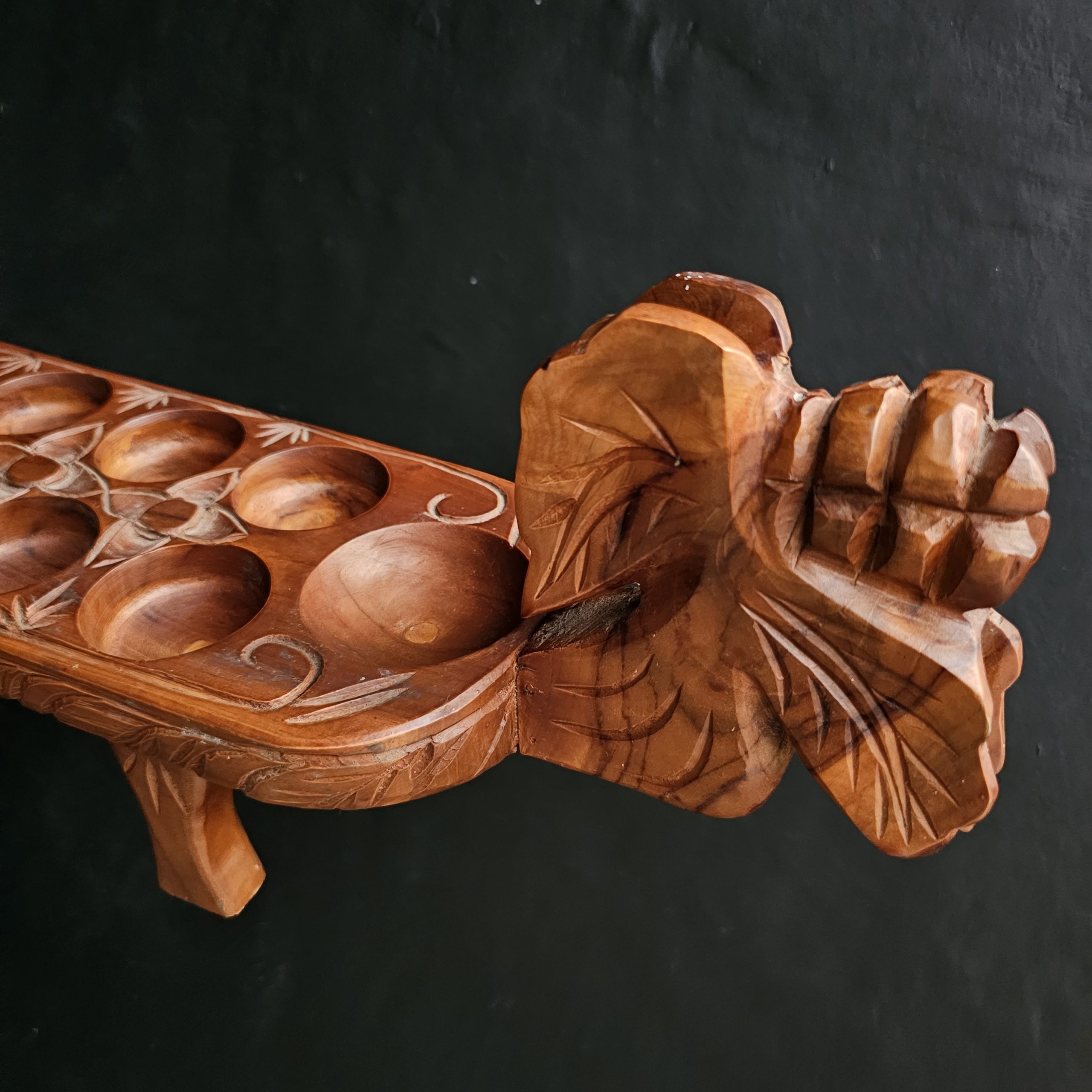 Dakon Congklak Permainan Tradisional Kerajinan Kayu Jati - Pusaka Keris
